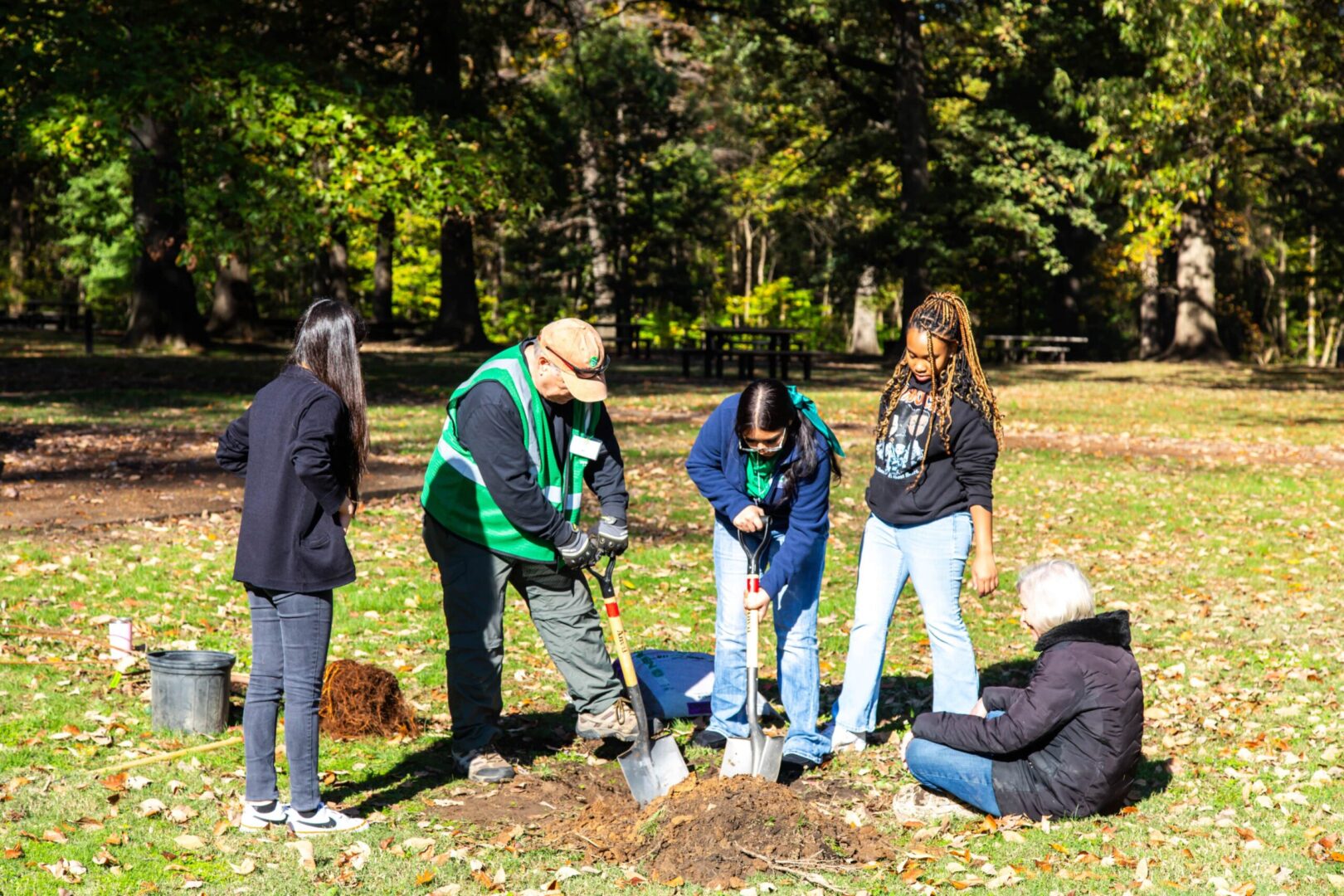 Volunteer Ranger Program | Overton Park Conservancy